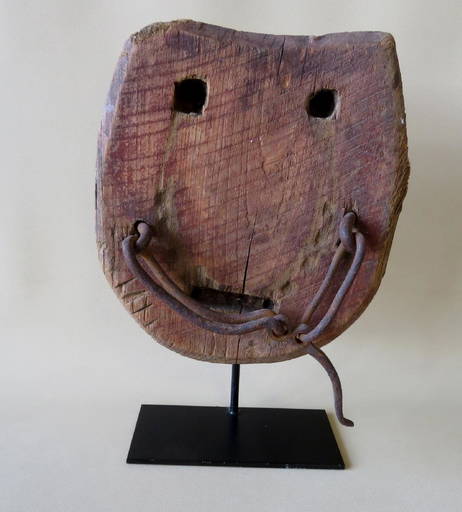 A Primitive Horse Swamp Shoe In Wood And Hand Forged