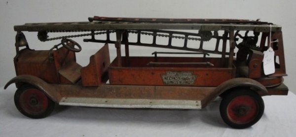 368: Keystone fire truck - 31"L - original paint red pa