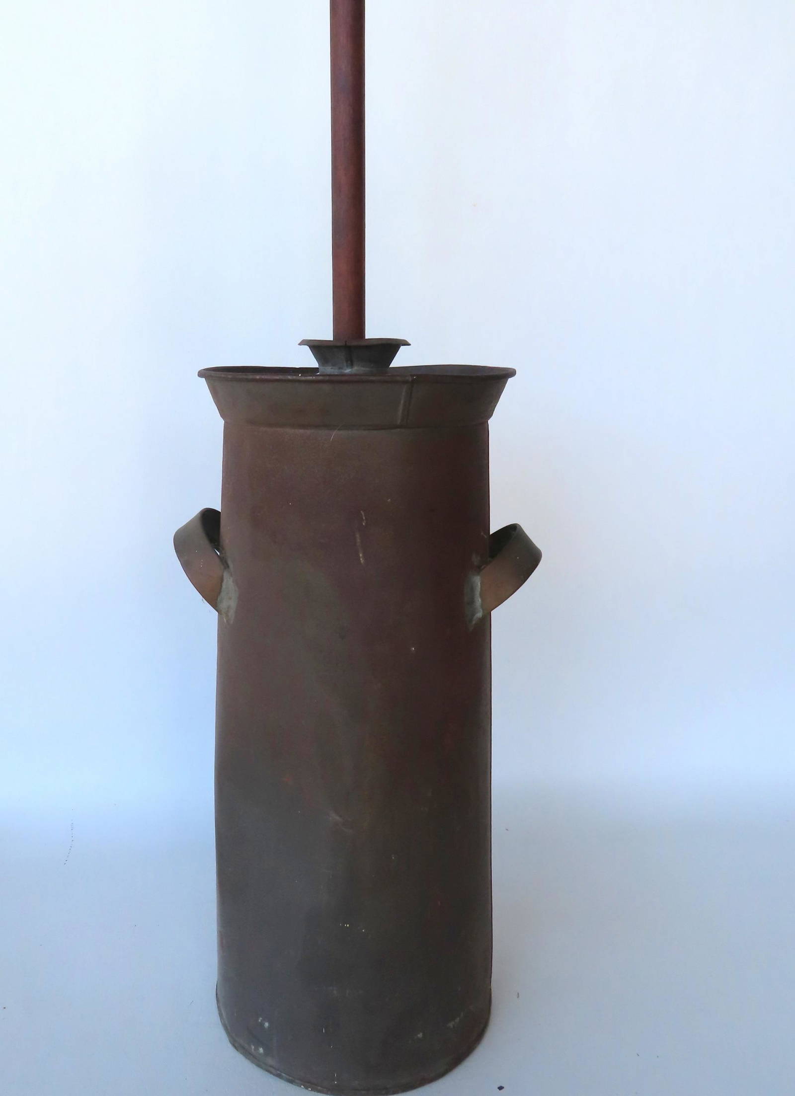 A primitive tine butter churn, 19th century. (#0701) on Apr 22, 2023 ...