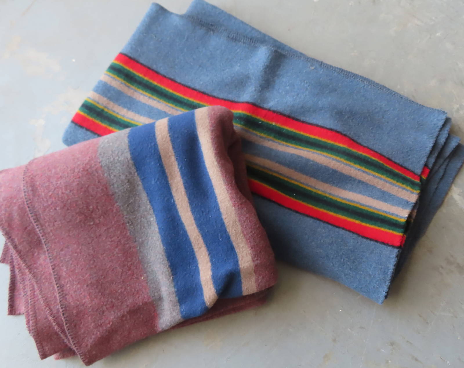 A Pair Of Pendleton Heavy Wool Camp Blankets In Maroon Color With 2 ...