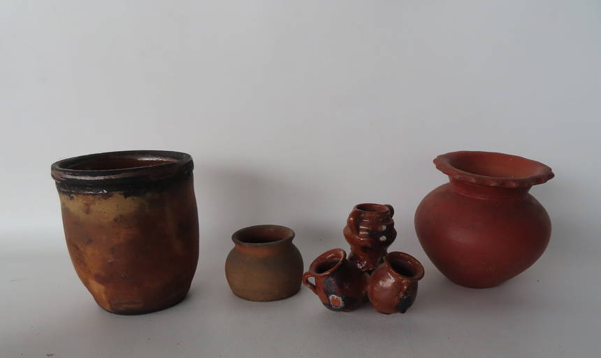 Grouping Of 4 Pieces Of Redware Pottery. The Smallest With 4 Conjoined ...