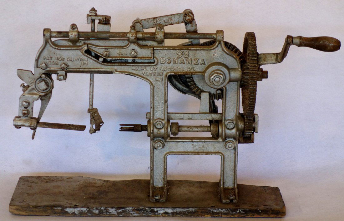 Commercial "Bonanza 98" apple peeler by made Goodell