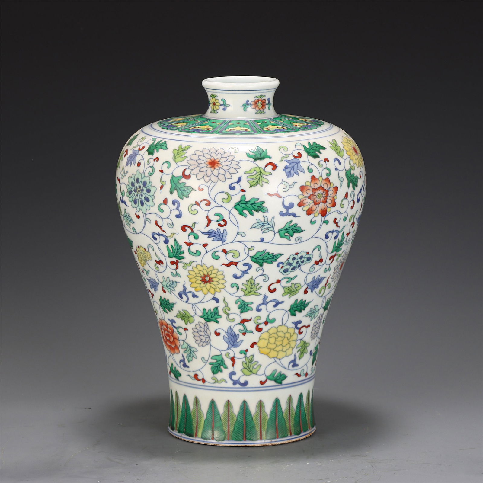 A Chinese Doucai Porcelain Flowers Vase