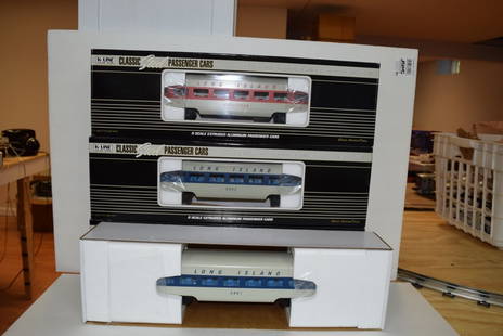 4 K Line Streamliner Passenger Cars In Obs