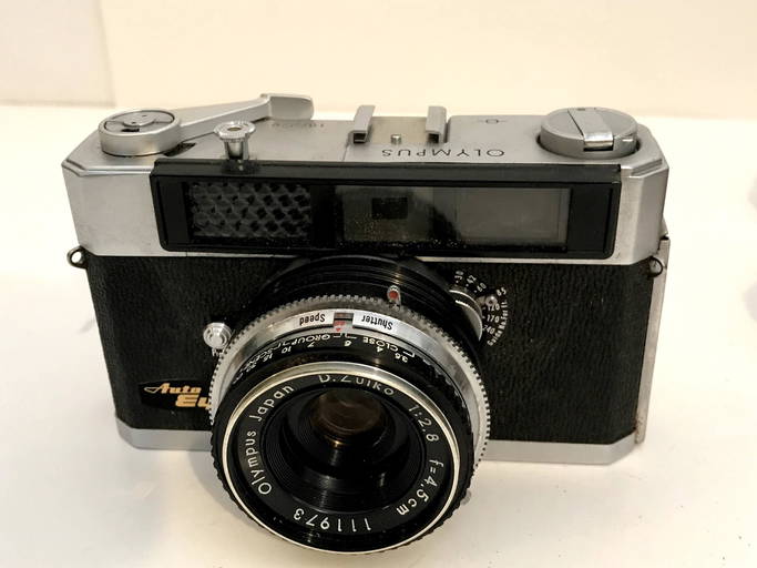 Olympus Auto Eye 35mm Rangefinder Camera 45mm F2.8