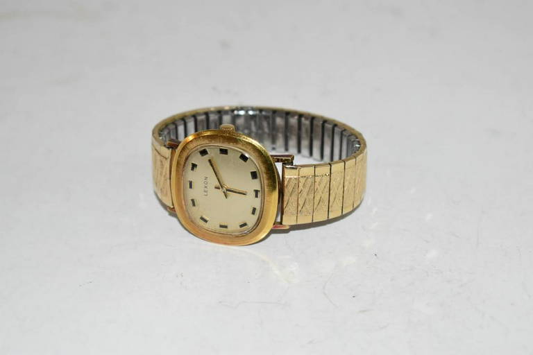 Rare Vintage Lexon Goldtone Windup Watch Works