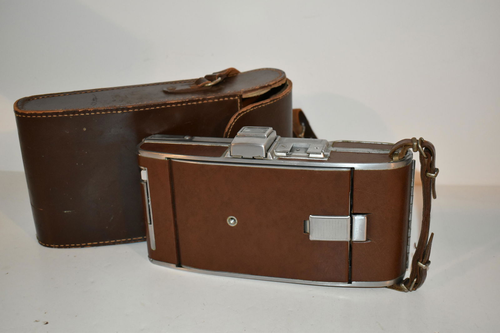 Vintage Polaroid Land Camera Model 95a