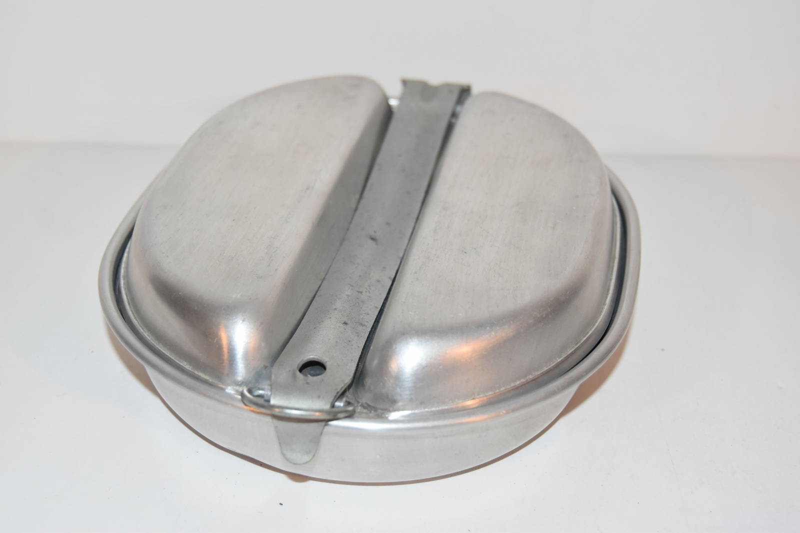 Vintage Us Military Gi Agmco 1945 World War 2 Mess Kit. Auction