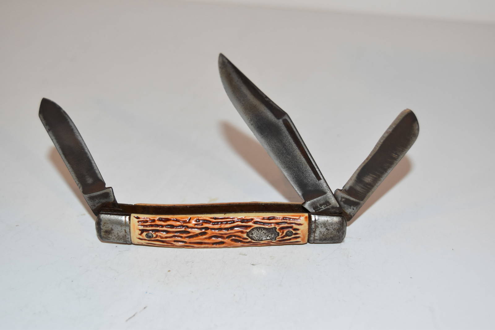 Vintage Old Pocket Knife Auction