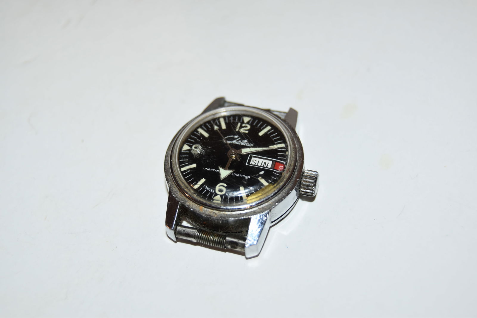 Vintage Chateau Watch Working