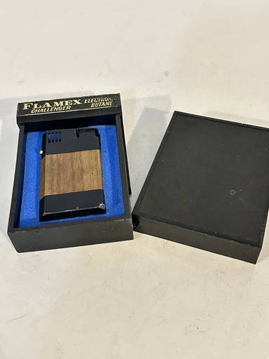 Vintage Flamex Electric Butane Lighter, With Case, Has A Mark On The Side