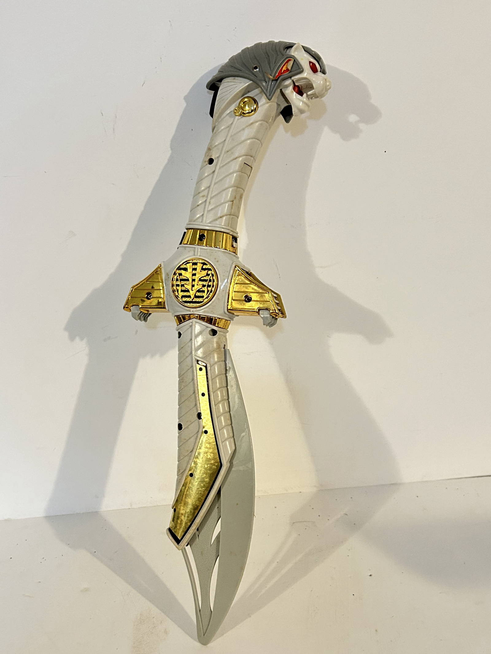 Vintage Mighty Morphin Power Rangers White Ranger Tiger Saba Sword ...