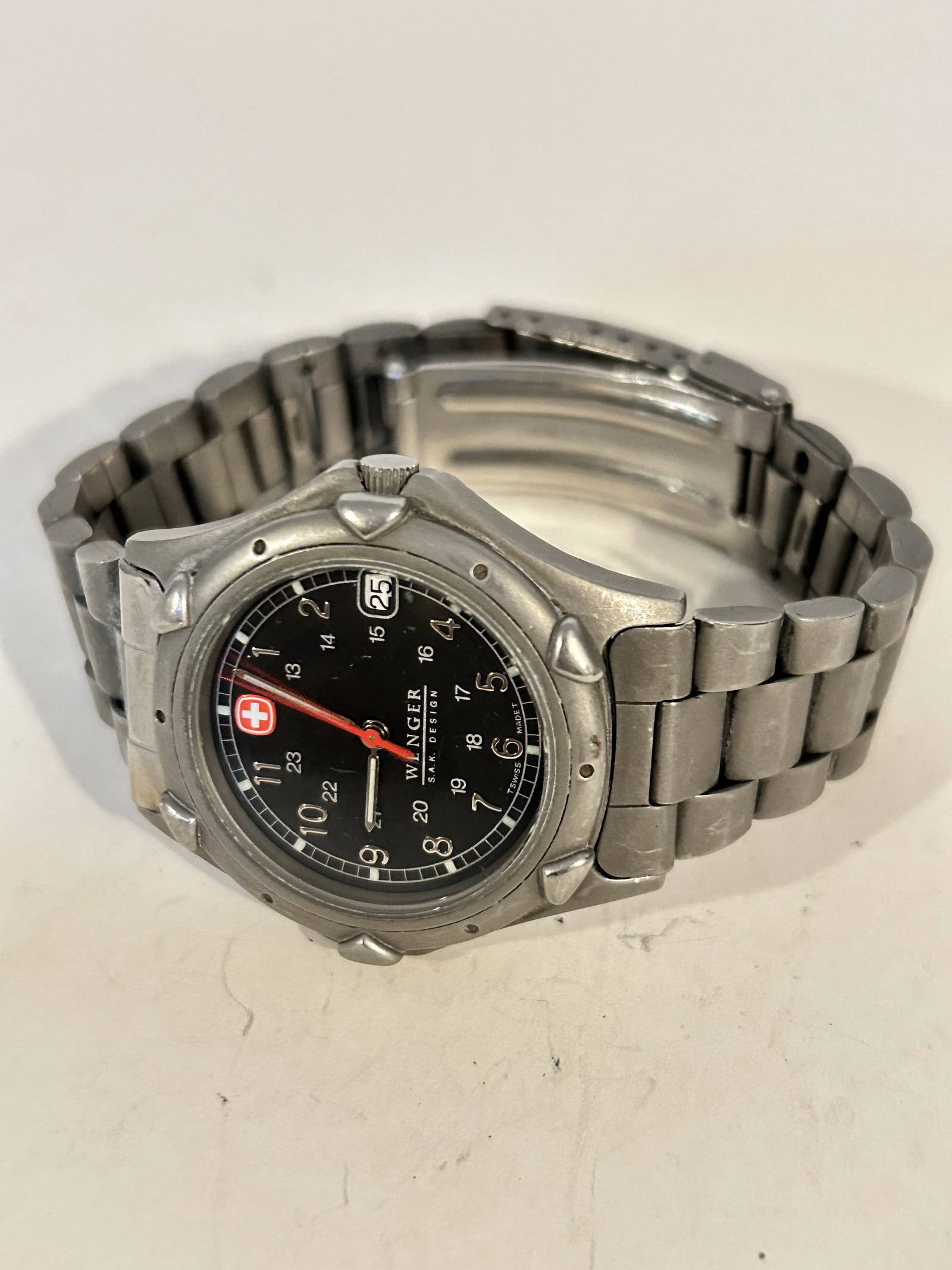 Wenger Prices - 1,818 Auction Price Results