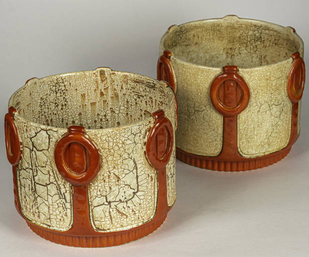 Czech Alienware Art Pottery Planters (pr)