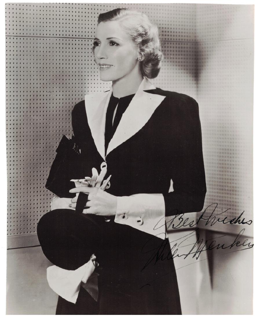 Actress HELEN MENKEN - Photo Signed