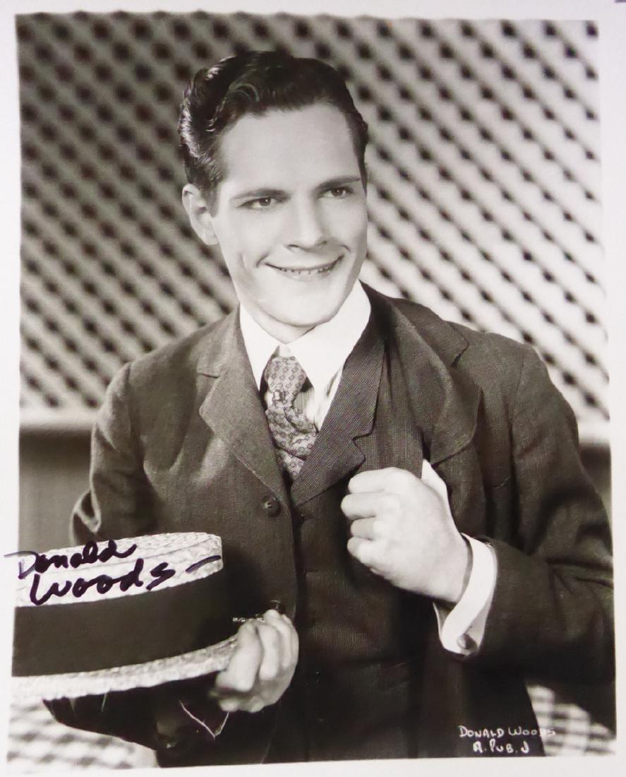 Actor DONALD WOODS - Photo Signed