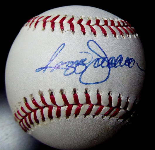 Hof Member Reggie Jackson Signed Baseball