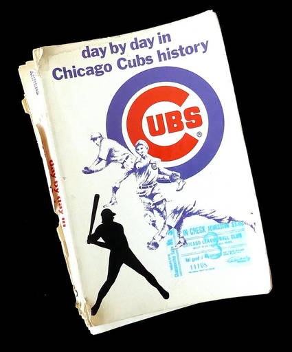 Book, CHICAGO CUBS DAY by DAY - 29 Signatures (#0538) on Oct 29, 2022 ...
