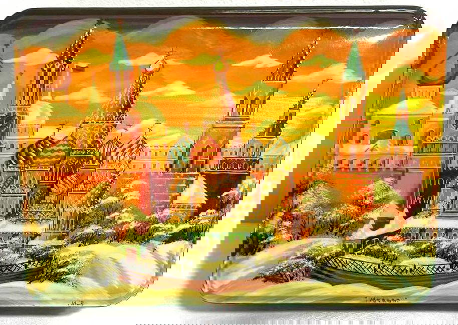 Hand Painted Russian Lacquer Box Auction