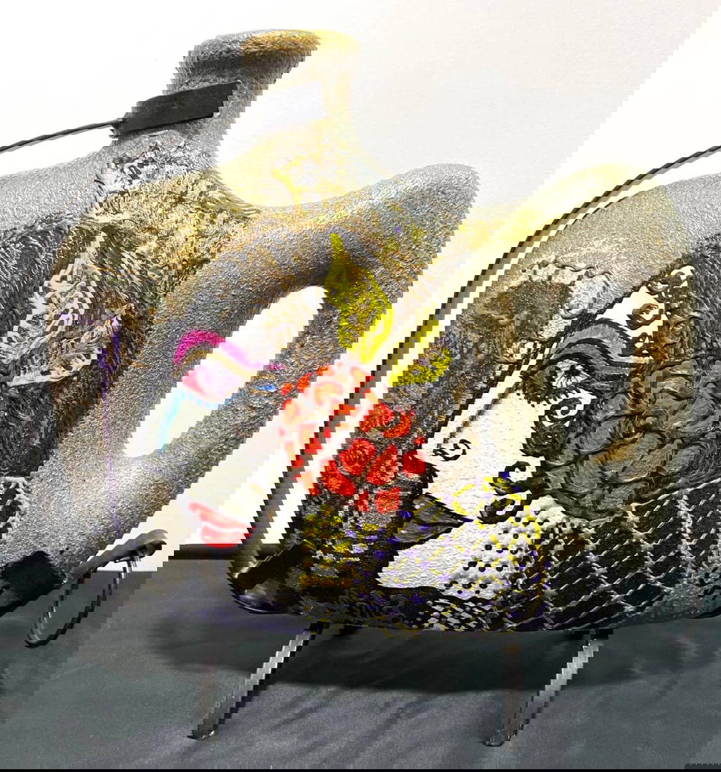 Handmade Painted Ceramic Signed Hector Cata (1947). Cuban Art Auction