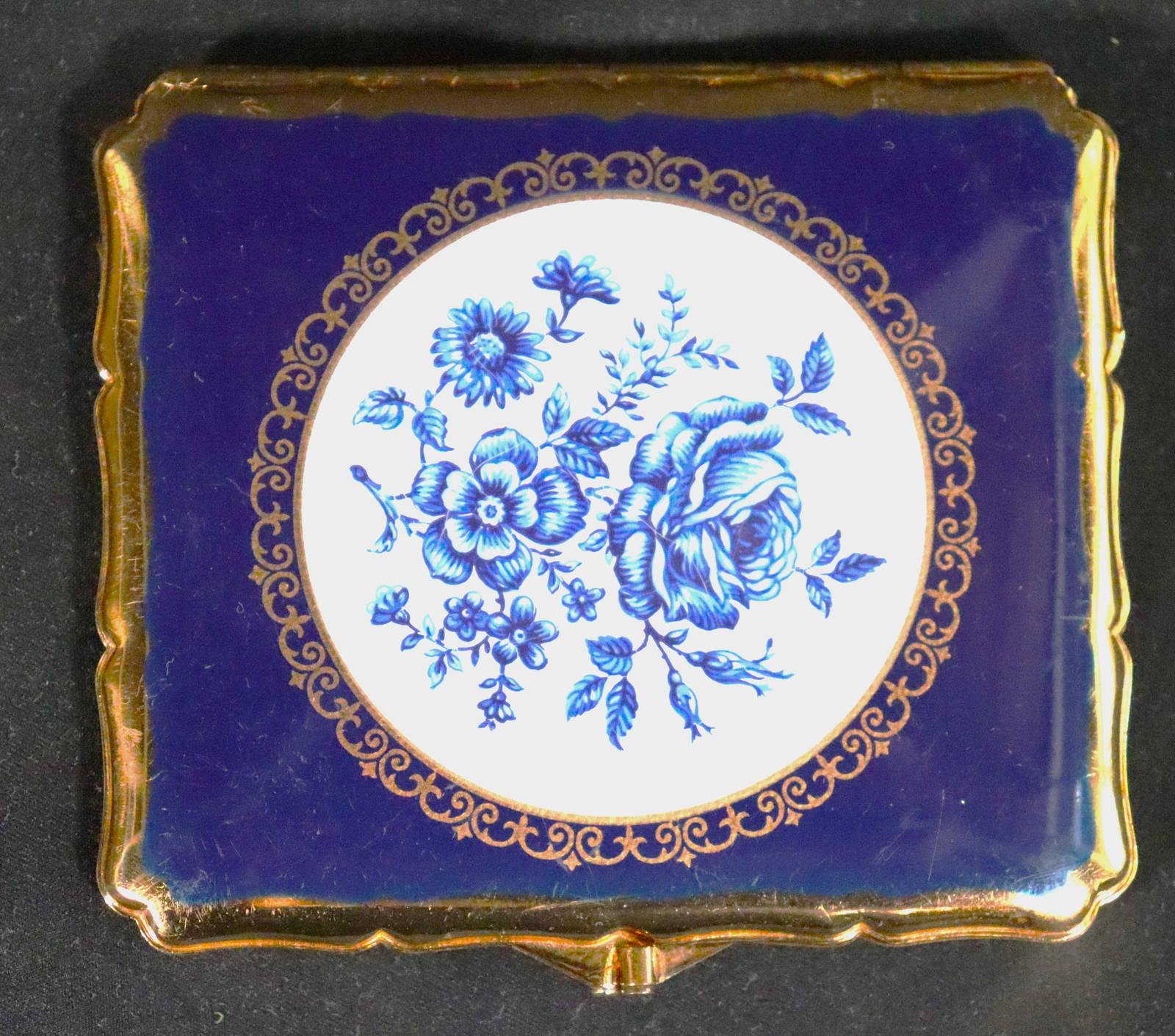 Vintage Blue Stratton Rose Flower Cigarette Case, Made In England Auction