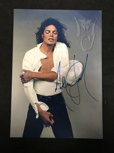 Michael Jackson Signed Photo (real Authentic Coa)