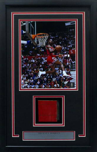 Michael Jordan Framed 8x10 Photo With Chicago Bulls Gam