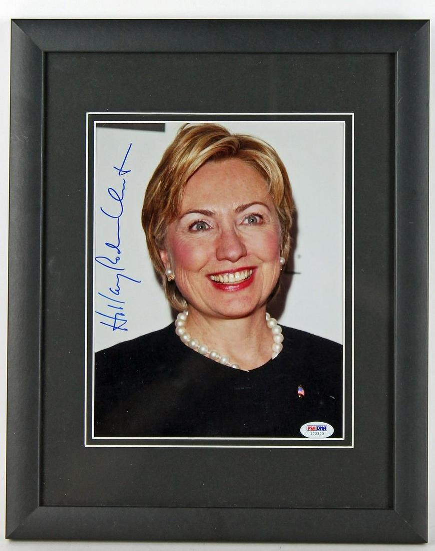 Hillary Clinton Signed Framed 8x10 Photo (psa/dna)