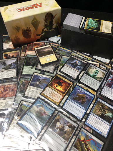 LARGE MAGIC THE GATHERING CARD LOT (#0601) on Oct 03, 2022 | Canuck ...