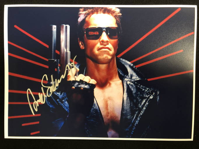 Arnold Schwarzenegger Signed Terminator 8 X 10 (ra Coa)