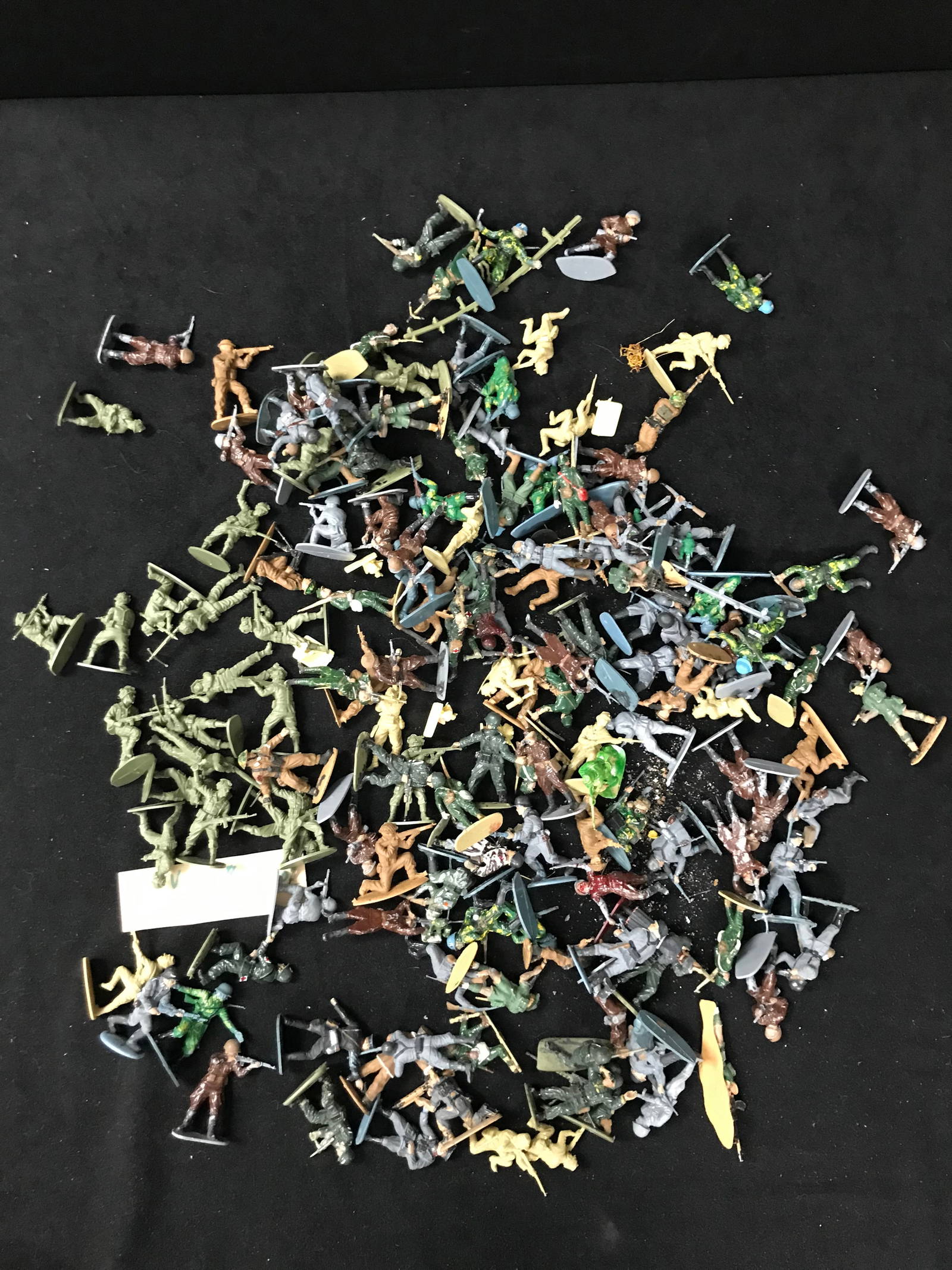 Original 1950's Miniature Army Men Lot Auction