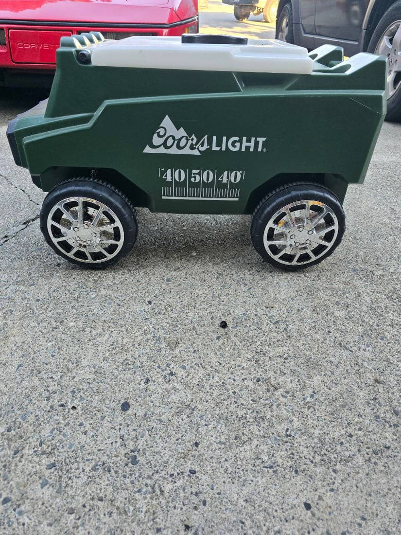 Excellent Condition Coors Remote Control Cooler Auction