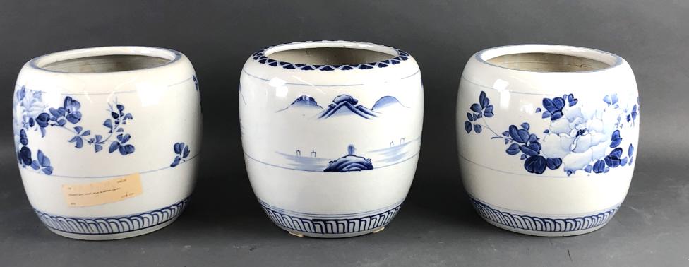 3 Japanese Blue & Whie Hibachi Pots / Planters Auction