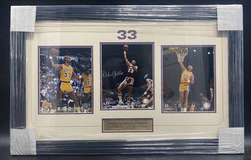Kareem Abdul Jabbar Autograph Framed Matted Set