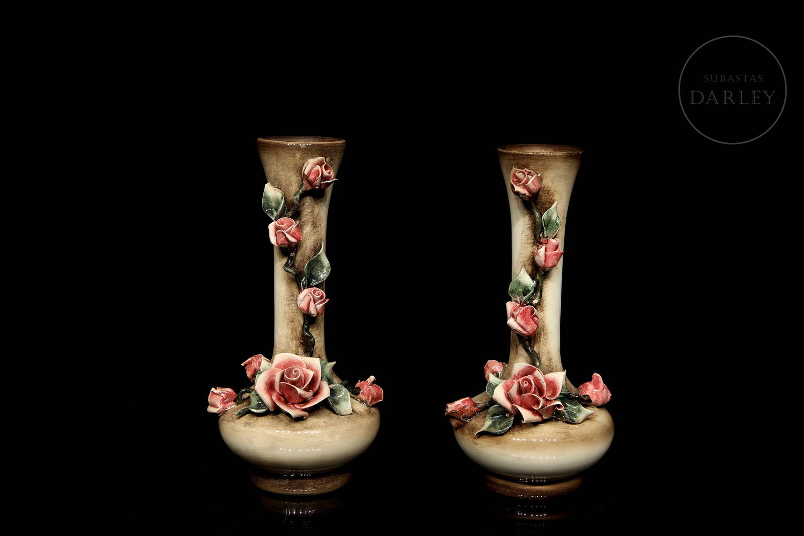 Capodimonte Porcelain "pair Of Small Vases", 20th Century Auction