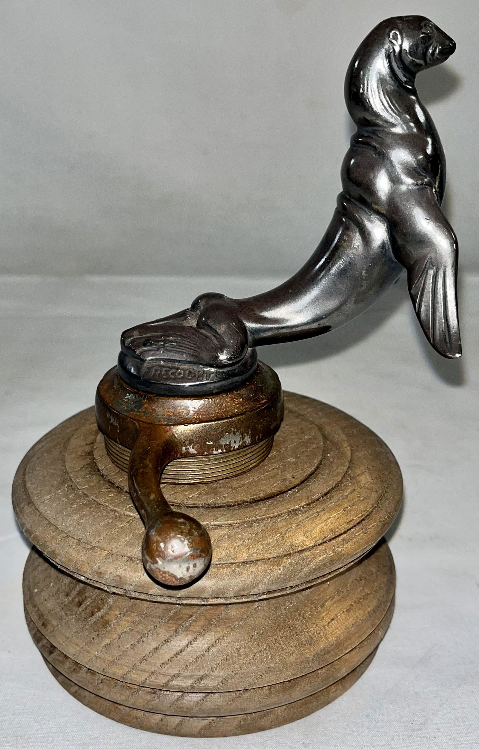 Original Sea Lion Radiator Mascot Cap By Frecourt C.
