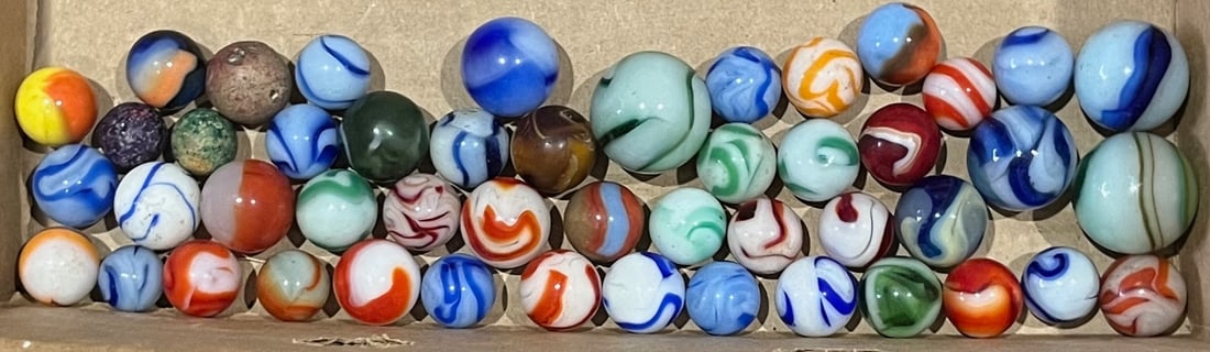 Lot Of 48 Quality Vintage / Antique Glass Marbles Auction