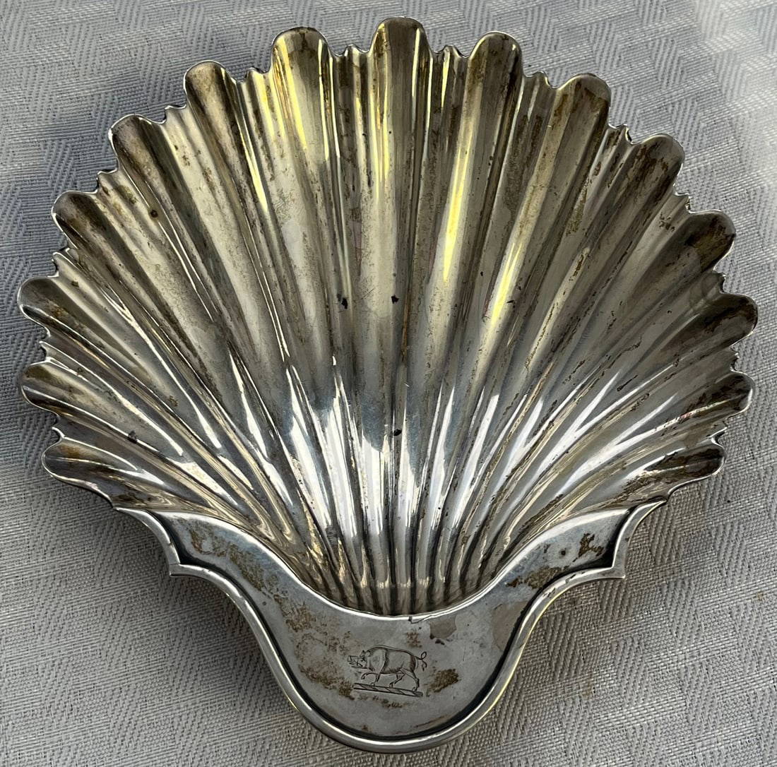 18th C. Georgian Silver Shell Shaped Butter Dish W/ Conch Feet - 3.98 ...