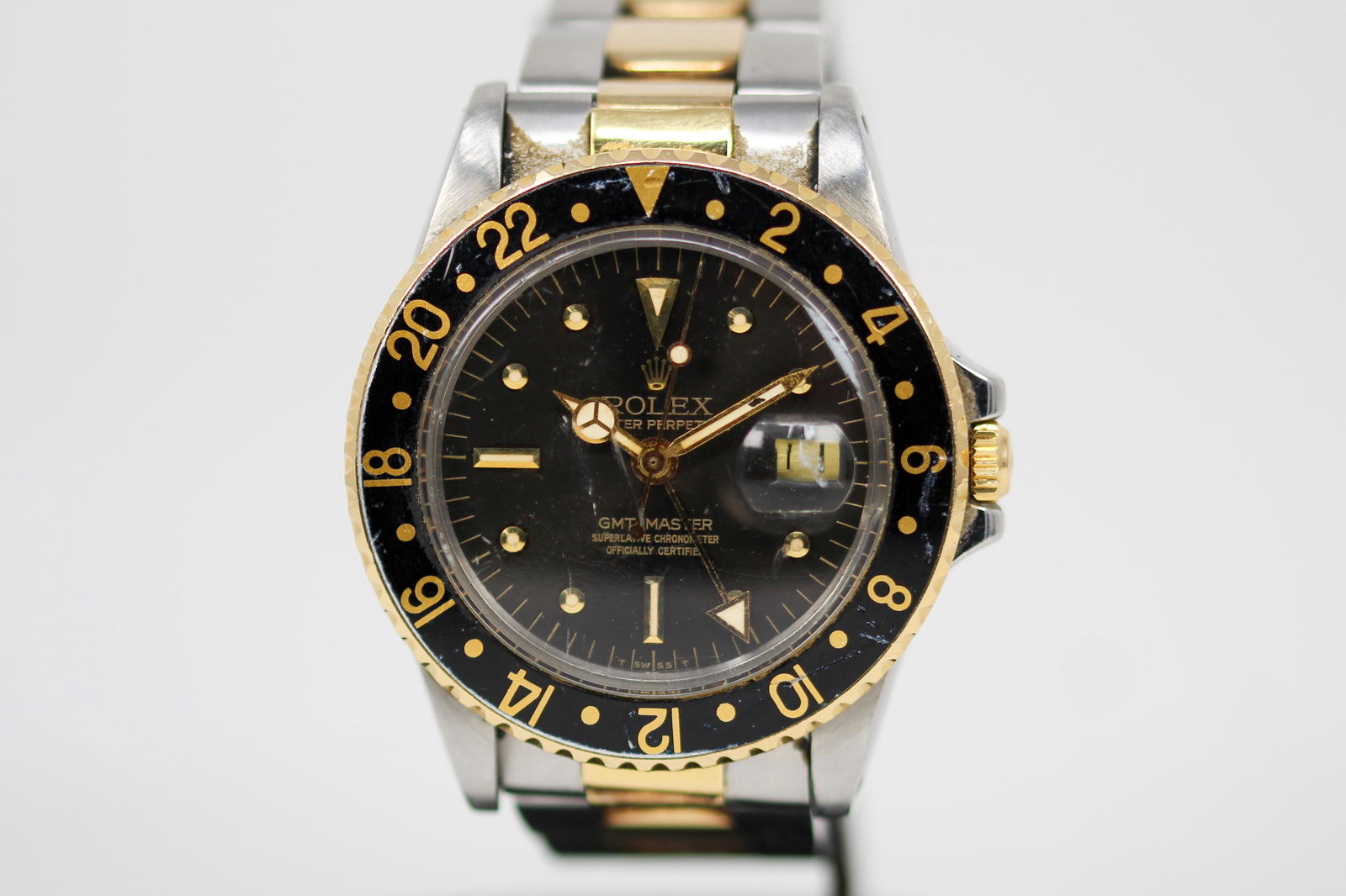 Two-tone Vintage Rolex Oyster Perpetual Gmt-master With Date Wristwatch ...