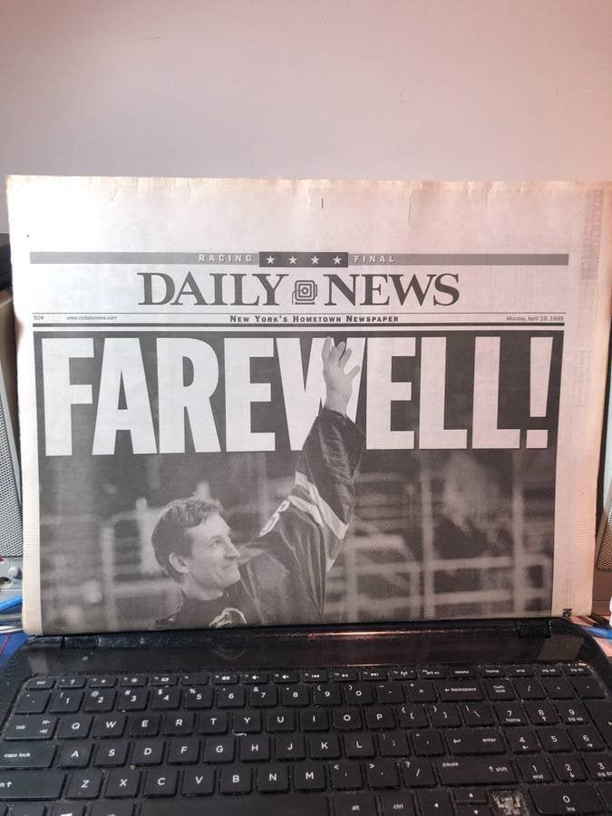 New York Daily News "gretzky" April/1999 Newspaper...
