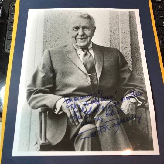 Ralph Bellamy Hand Signed 8x10 Photograph In Vg Cond...