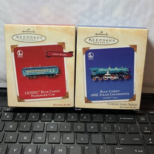 2 Hallmark Keepsake Lionel Blue Comet Engine & Car..