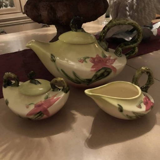 Vintage HULL Pottery Teapot, Creamer, & Sugar Set (Genie Lamp Style ...