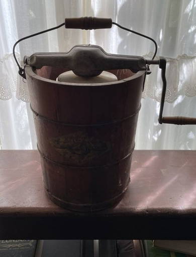 Antique Large Wooden Ice Cream/Butter Maker Preowned in Good Condition ...