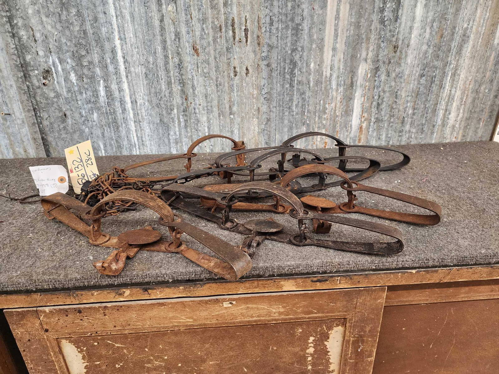 6 Vintage Blake & Lamb Leg Hold Traps (#0028C) on Mar 16, 2023 | Circle ...