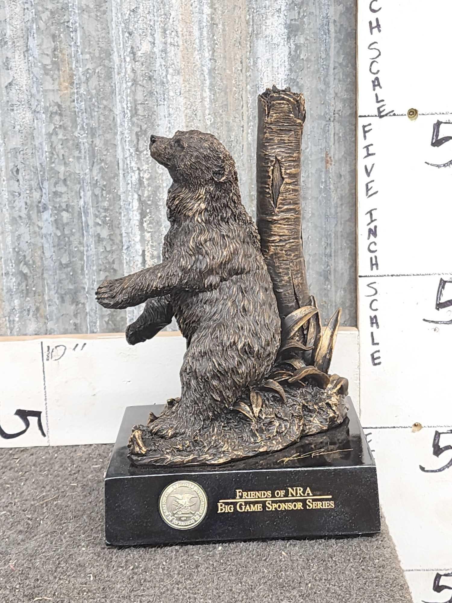 Grizzly Bear Sculpture By Mark Prew Auction