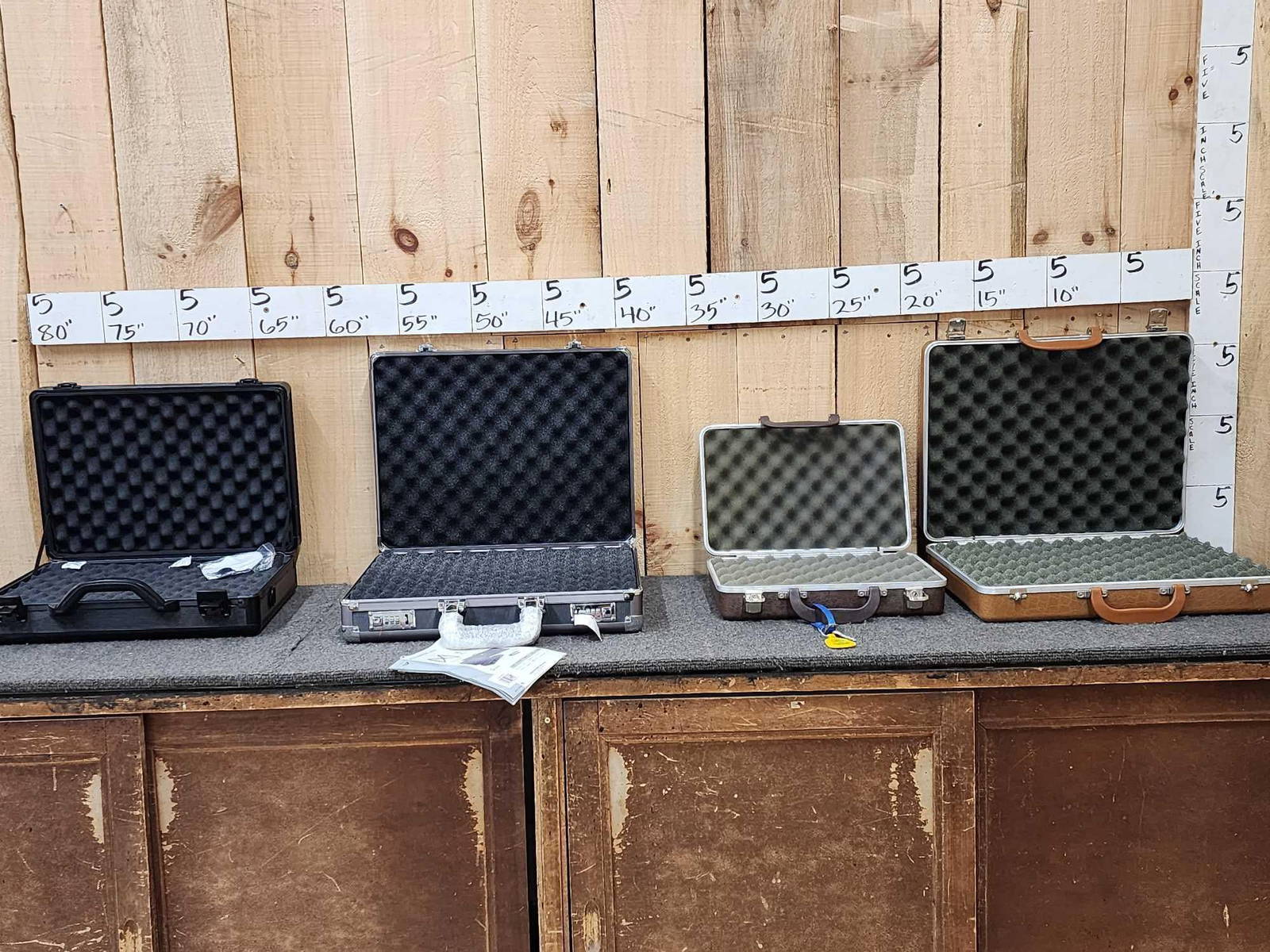 4 Hard Pistol Cases Auction