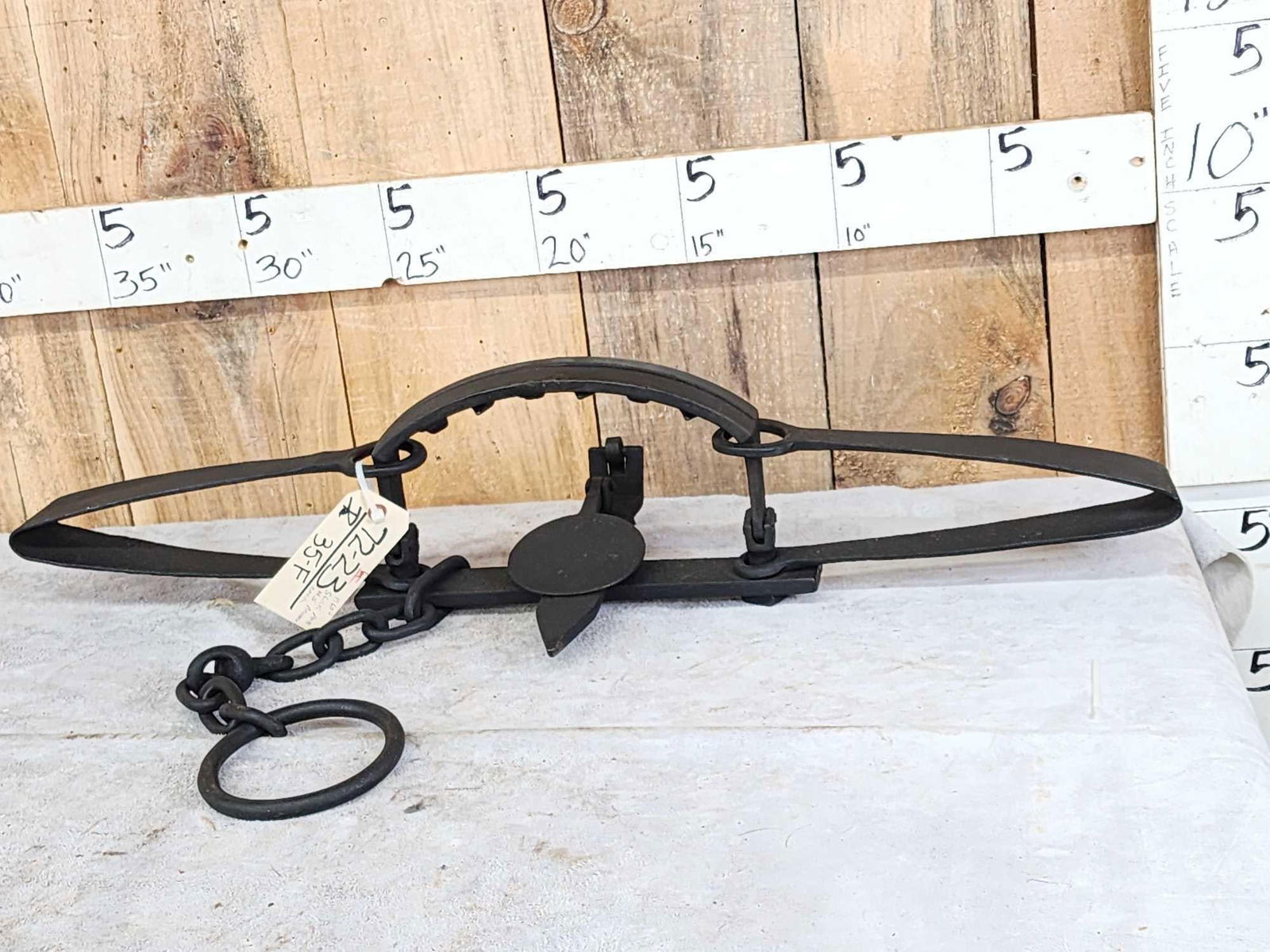 S. Newhouse Oneida Community #5 Slick Pan Bear Trap Auction