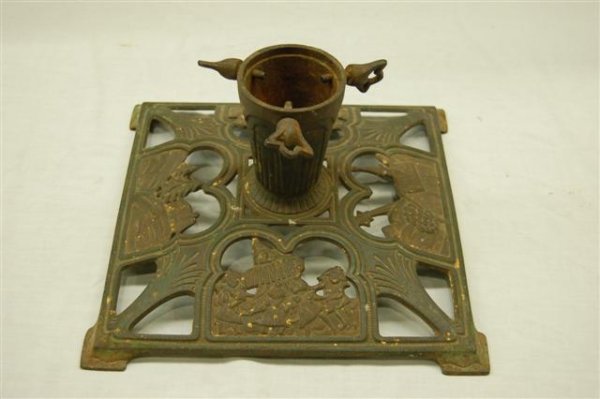 45: VINTAGE CAST IRON TREE STAND SIGNED GESETZL GESCH