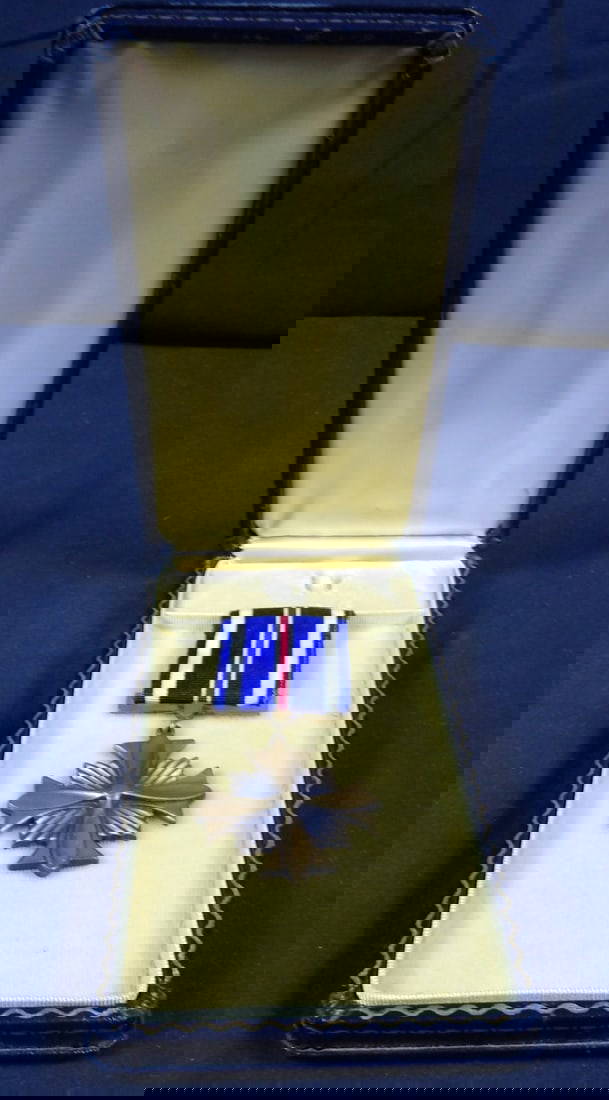 Ww2 Wwii Distinguished Service Cross Medal In Case Auction